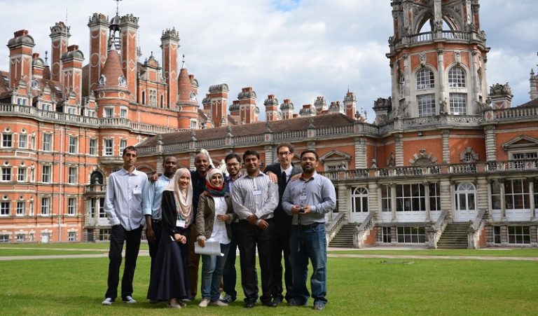 ĐẠI HỌC ROYAL HOLLOWAY, UNIVERSITY OF LONDON (RHUL) | tananhedu@vnn.vn